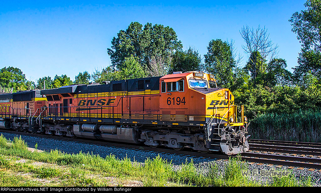 BNSF 6194